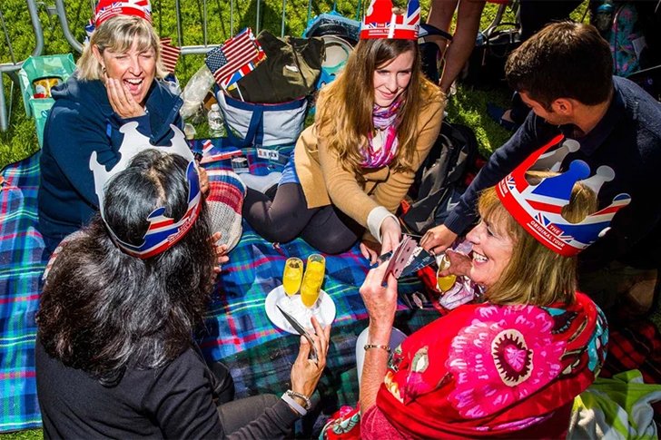 Iconic Royal Wedding Photos: 33 Iconic 'Can't Miss' Photos From The ...