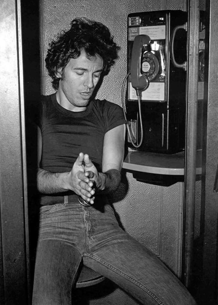 Rare Behind-The-Scenes Photos of Moments in Entertainment History That ...