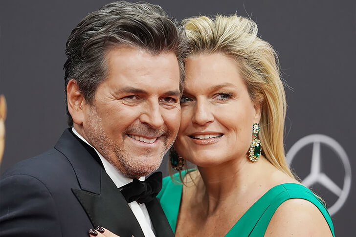 Still Together - German: BERÜHMTE PAARE, DIE DIE KRAFT DER LIEBE ZEIGEN ...